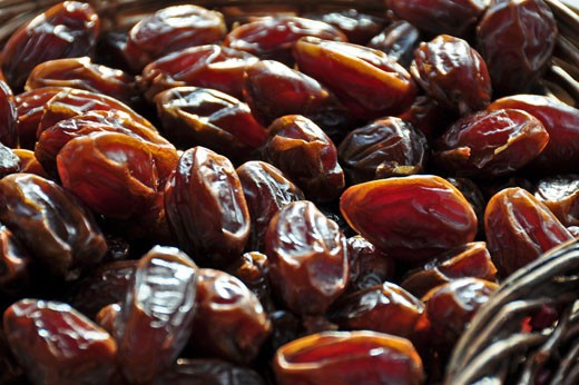 Tâmara Preta auxilia no emagrecimento, melhora a digestão: veja os seus ...