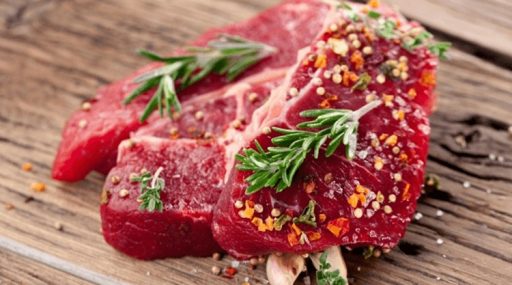 6 benefícios da carne de alce para saúde (e receitas) | Dicas de Saúde