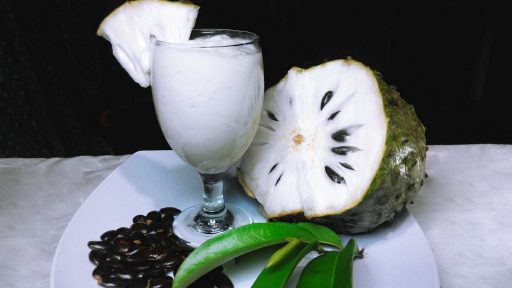Suco de graviola - pra que serve, benefícios, emagrece?